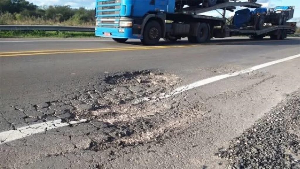 Así está Linda Hamilton a los 68 años, la legendaria guerrera Sarah ...